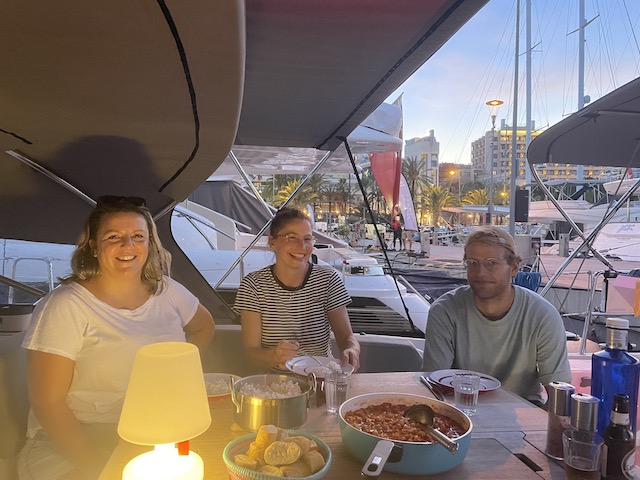 Blitzbesuch von Paula – PURE FUN SAILING